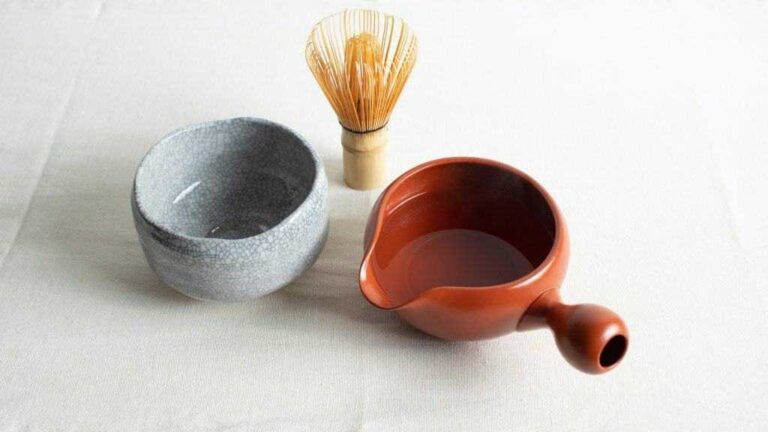 ความแตกต่างของ KOICHA และ USUCHA - MATCHAZUKI